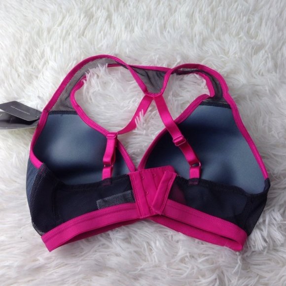 Wacoal | Intimates & Sleepwear | New Wacoal Womens Soft Sports Bra ...
